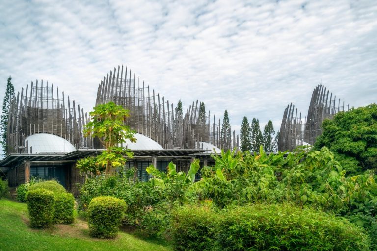Explore le Centre Culturel Tjibaou : joyau de la Nouvelle-Calédonie et ...